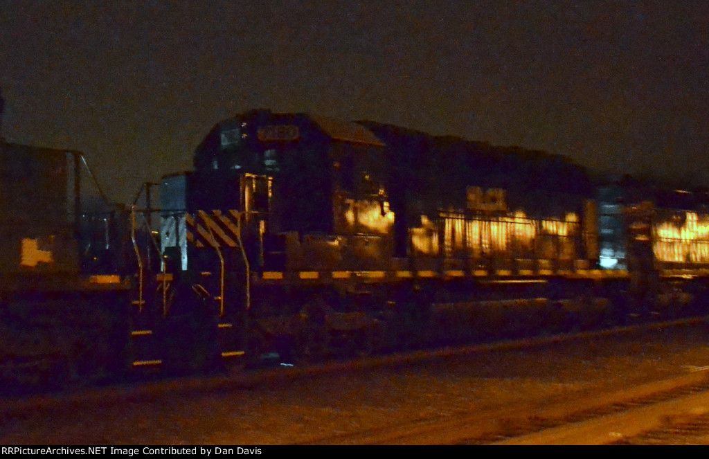 HLCX SD40-2 7180 in blue and white 8th out on Q410-15